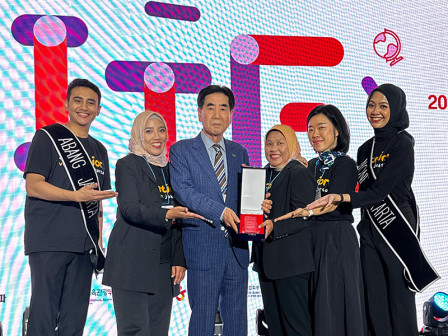 Dinas Pariwisata dan Ekonomi Kreatif DKI Raih Penghargaan Best Booth Event Award di Seoul ...